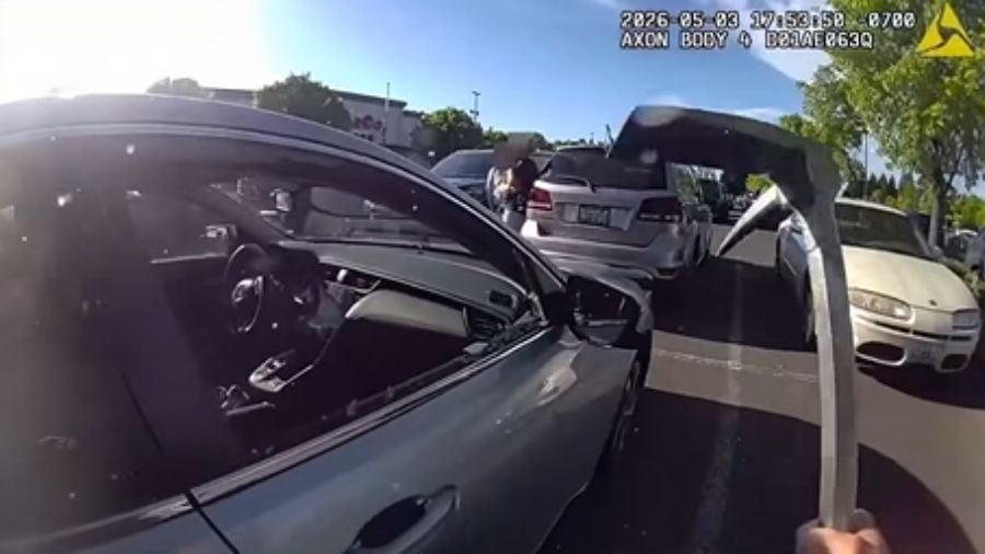Clark County deputies smash window to rescue 2-year-old from car in 92 ...