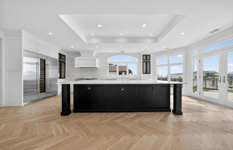 Look inside Uncle Kracker's $2.3 million Macomb County waterfront home