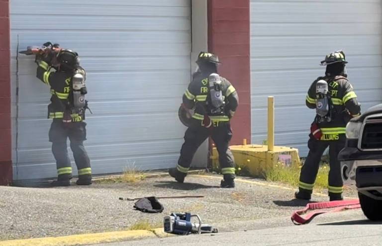 2-alarm Everett warehouse fire sends two, including firefighter, to the ...