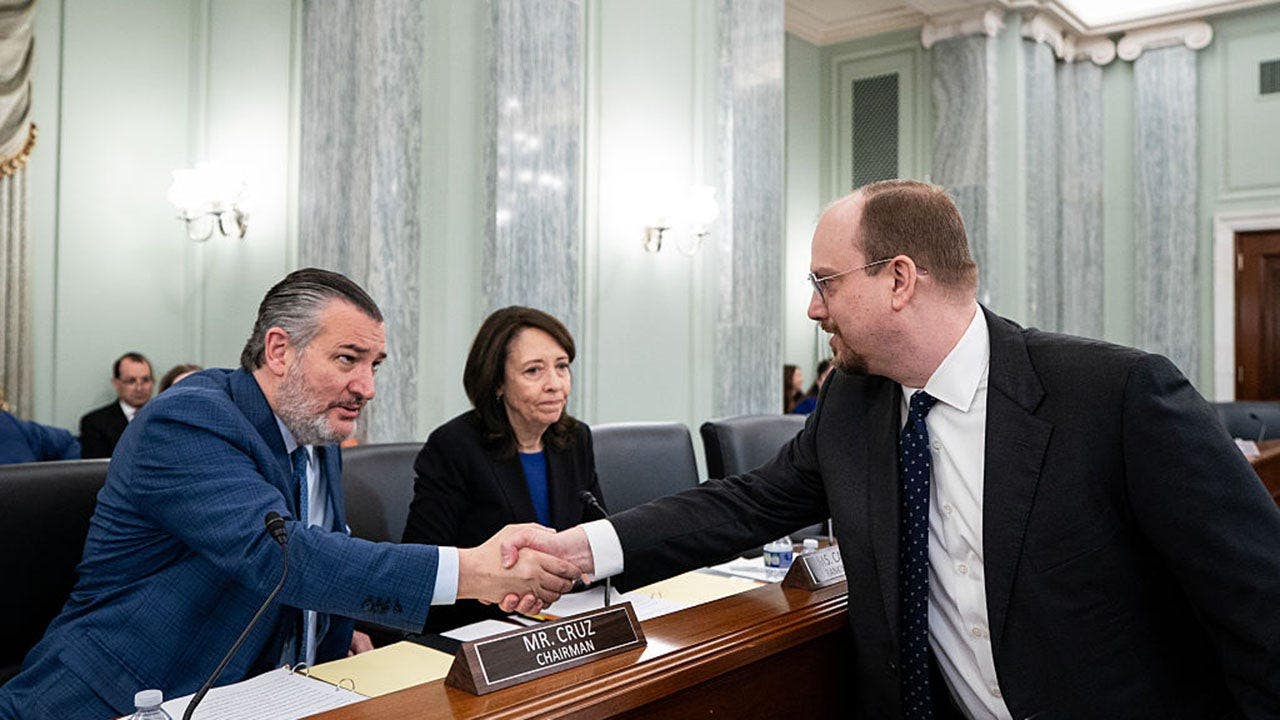 Senate advances landmark Protect College Sports Act, ignoring SEC and ...