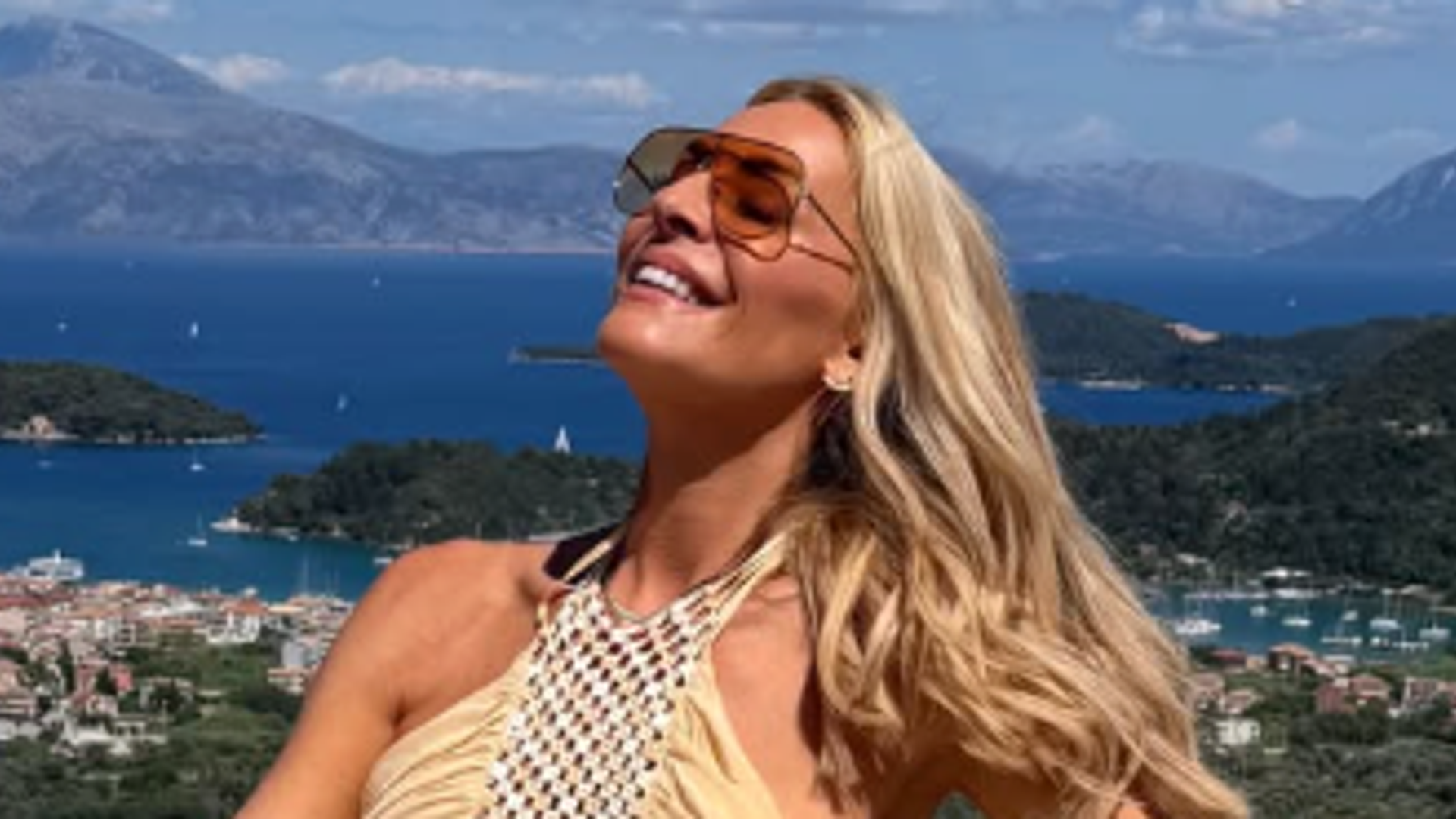 Tess Daly shows off modelesque legs in summer shorts after Vernon Kay split