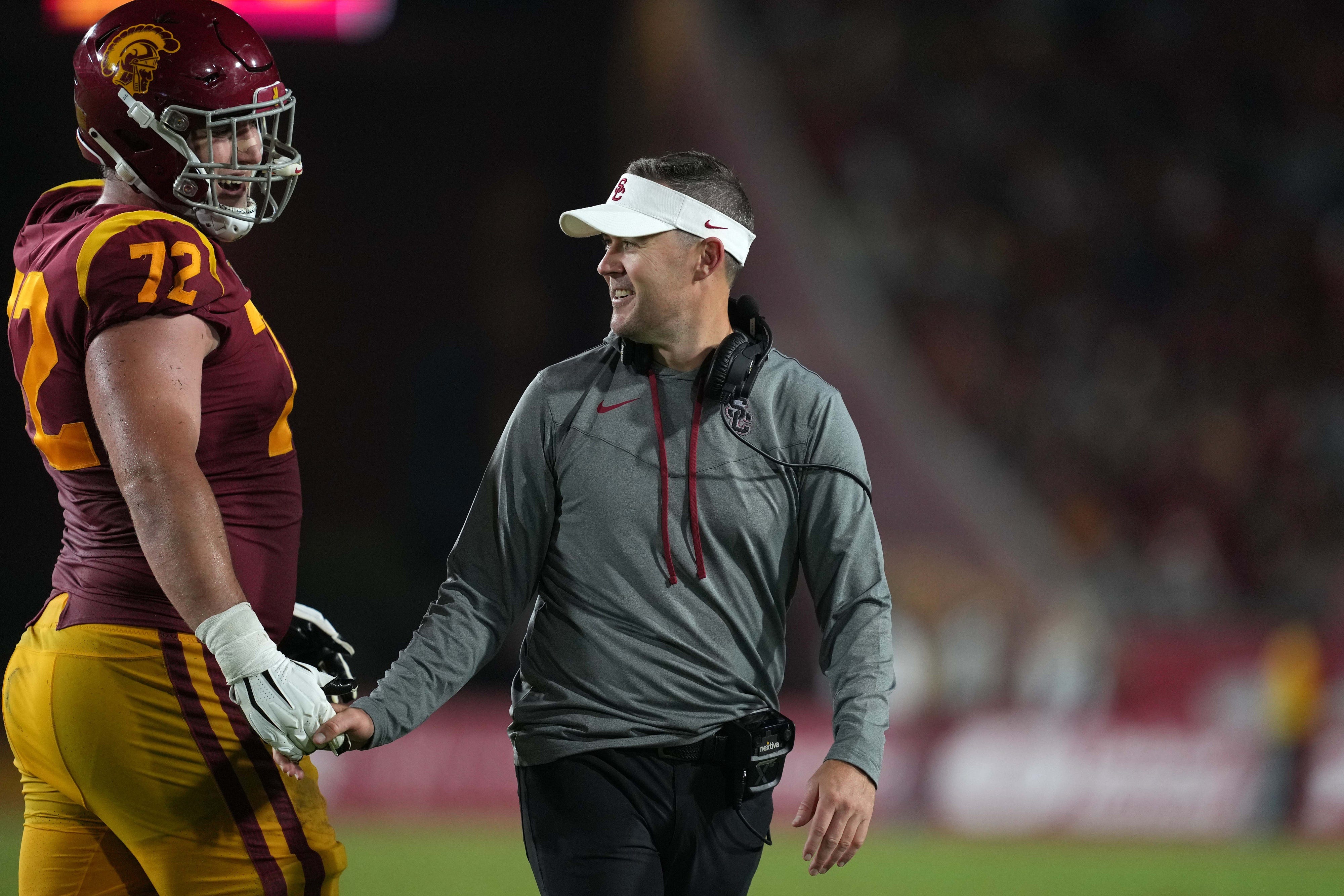 USC countdown to kickoff: Recalling Trojans OL Andrew Vorhees