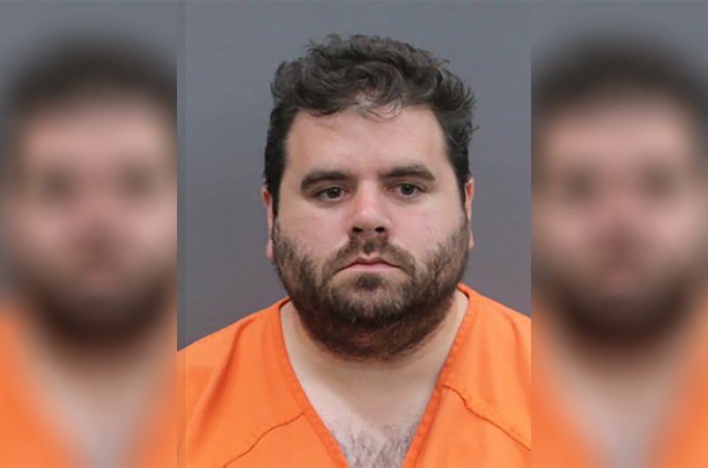 Apollo Beach man faces 100 counts of child sexual abuse material possession