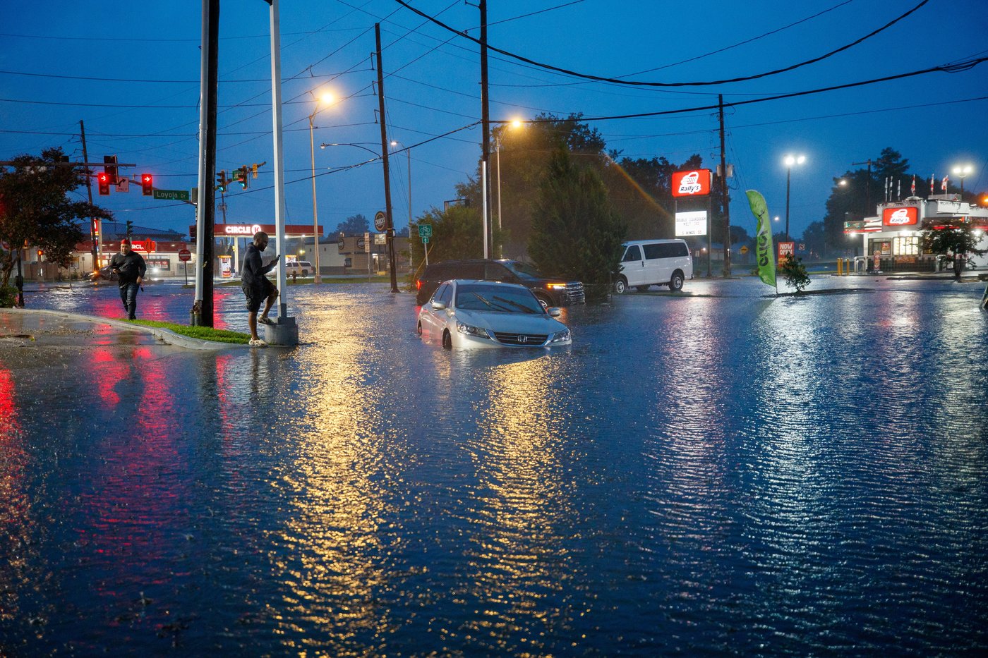 Tropical storm remnants pound Gulf states with heavy rain after ...
