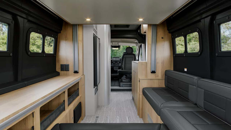 Airstream Rangeline 21PL, la camper familiar americana con alma europea