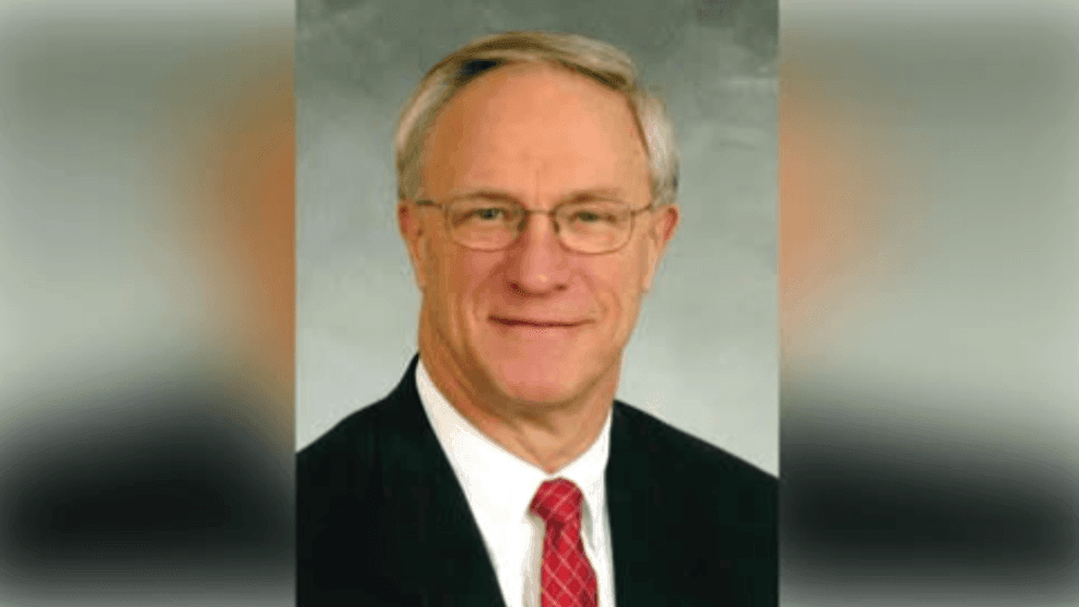Former North Carolina state senator, district judge John Snow dies at 80
