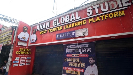 Court stays arrest of educator Khan Sir in Patna coaching centre firing ...