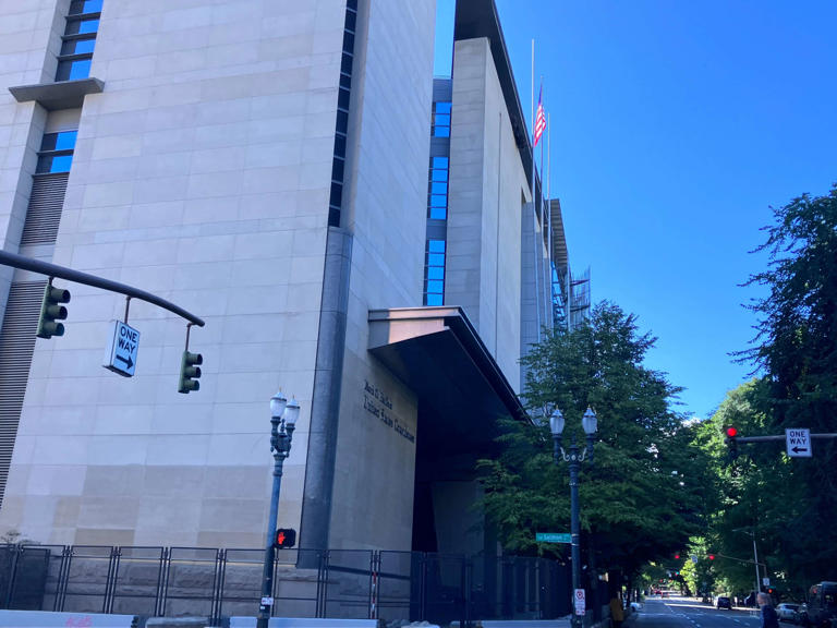 FBI returns Portland lawyer’s briefcase after 170-day seizure