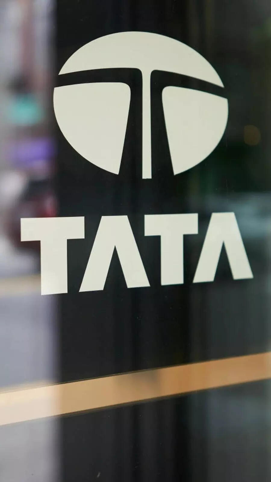 Tata Group units plan bond sales after year-long gap, bankers say