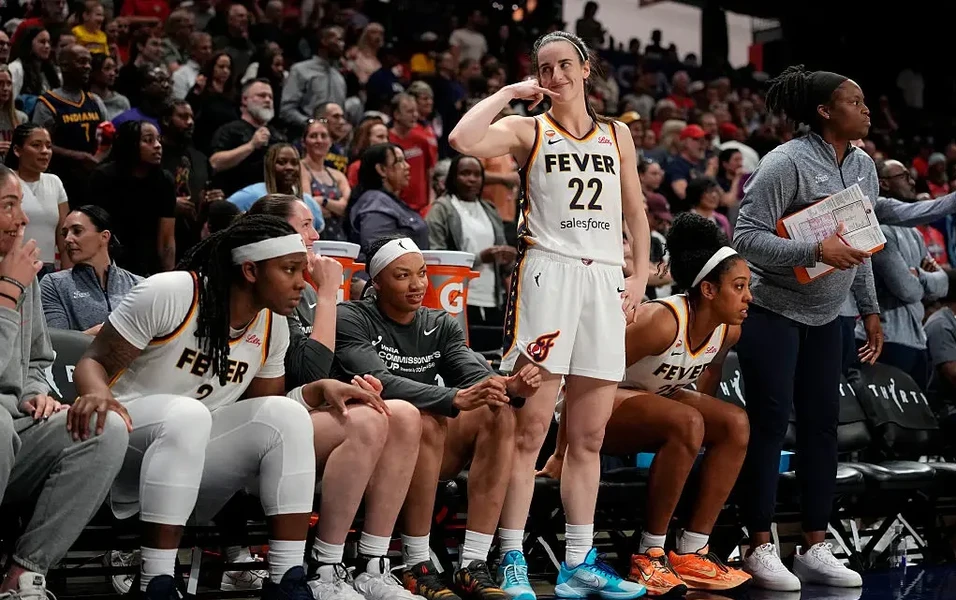 Clark’s 31-foot game-winner caps fiery week for Fever