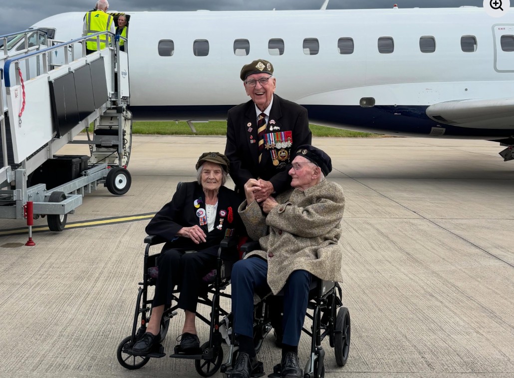 Lancashire war veterans return from 'moving ceremony' to mark D-Day in ...