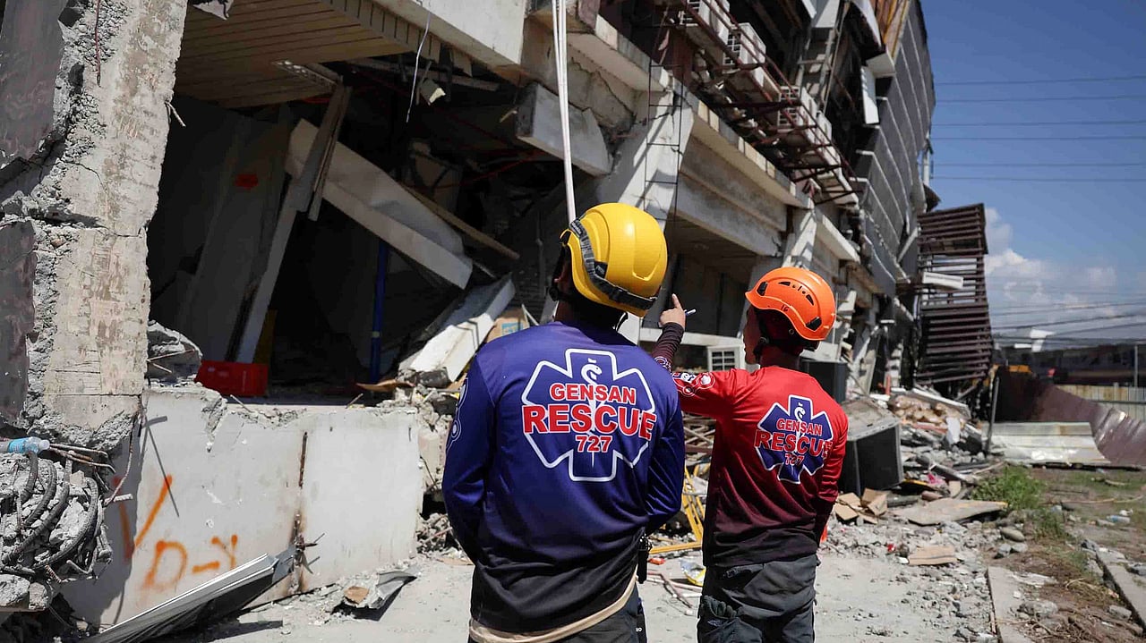 20,000 people displaced by the Philippine earthquake that killed at ...