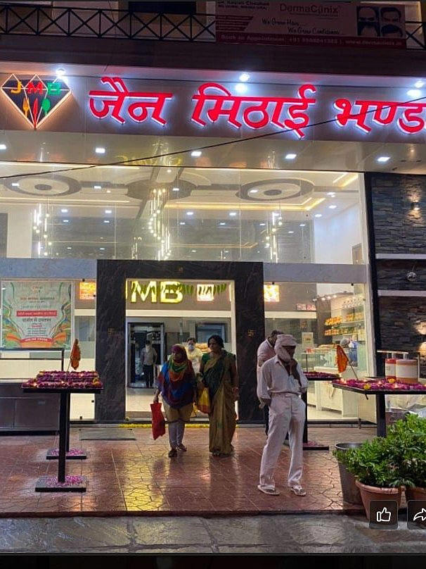 5 best places to have poha-jalebi in Indore