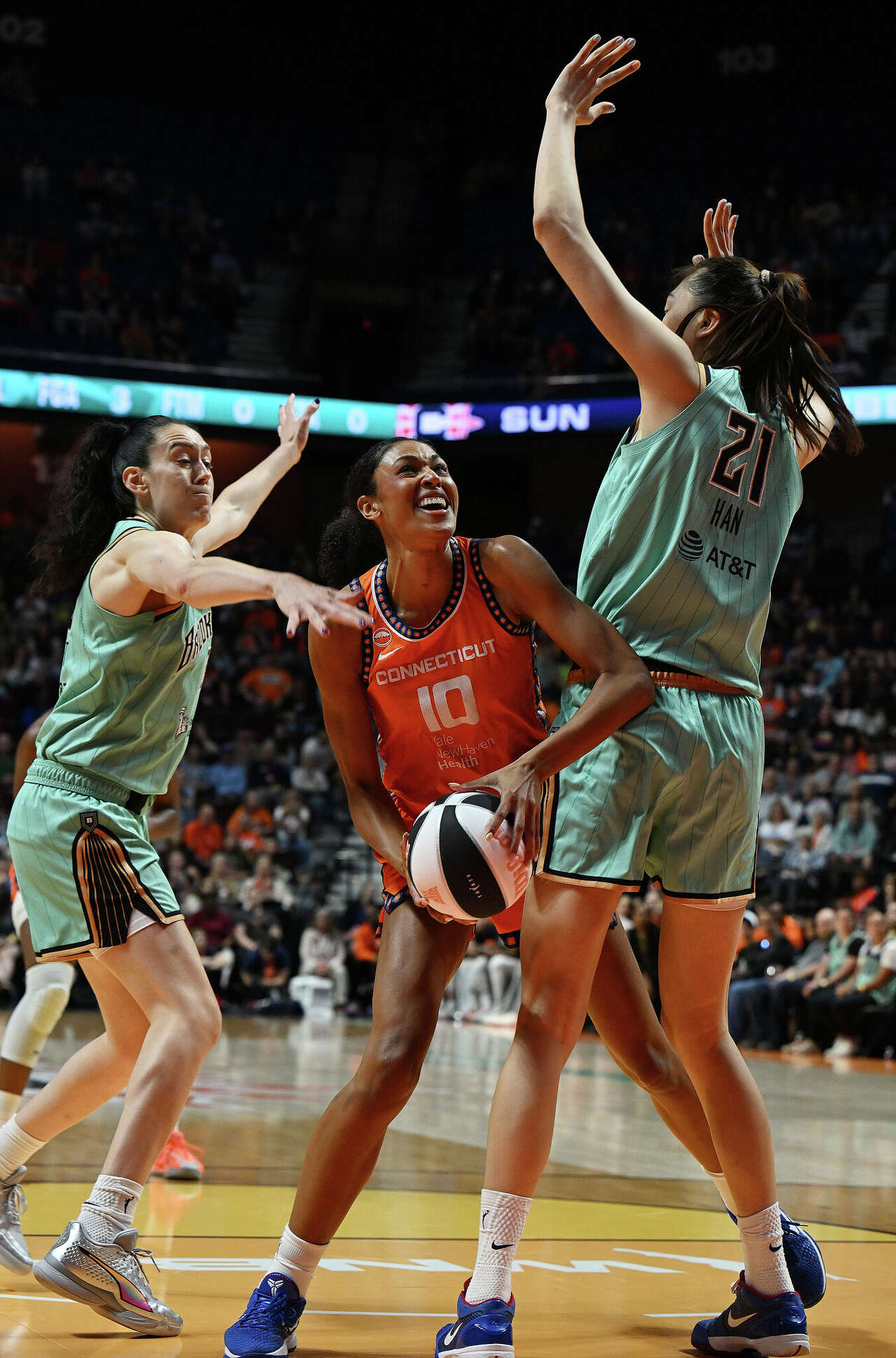 Connecticut Sun fall short against New York Liberty despite strong ...