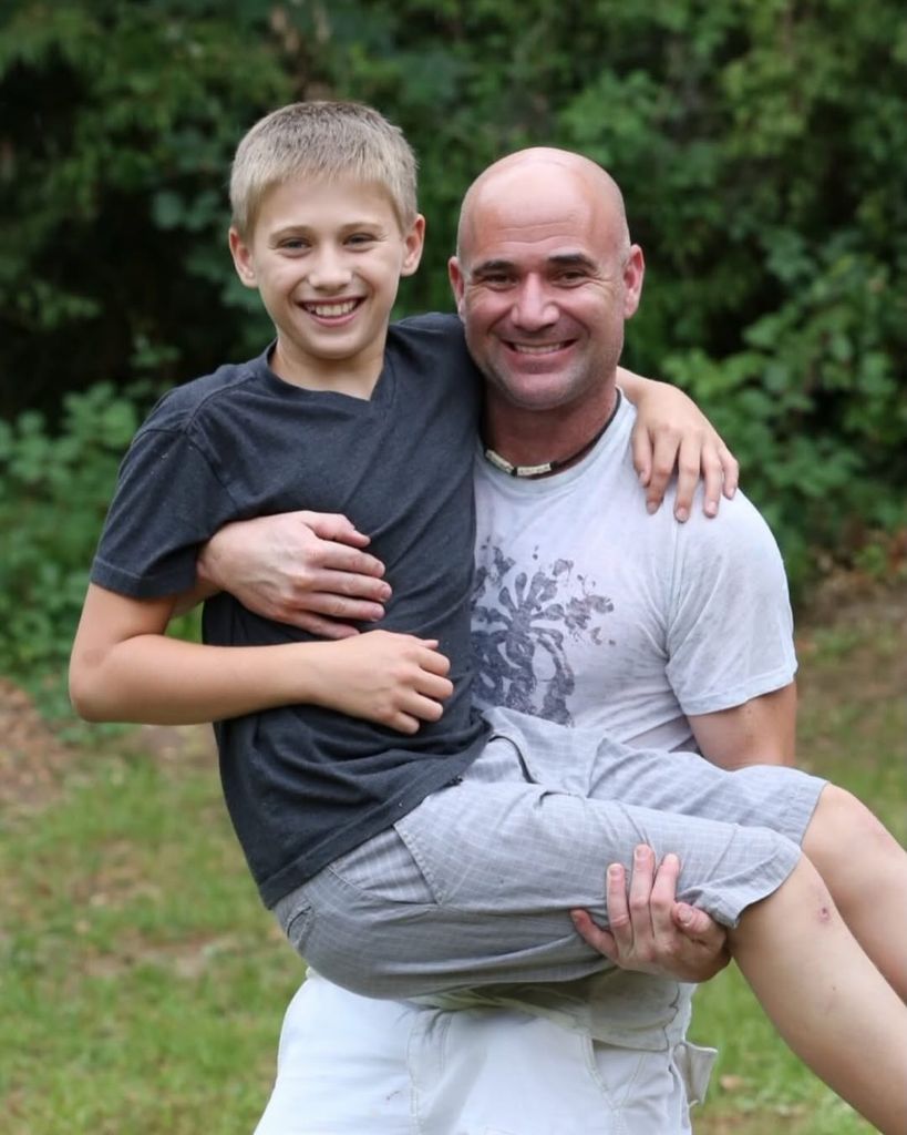 Jaden, el atractivo hijo de 24 años de Andre Agassi, se convierte en el ...