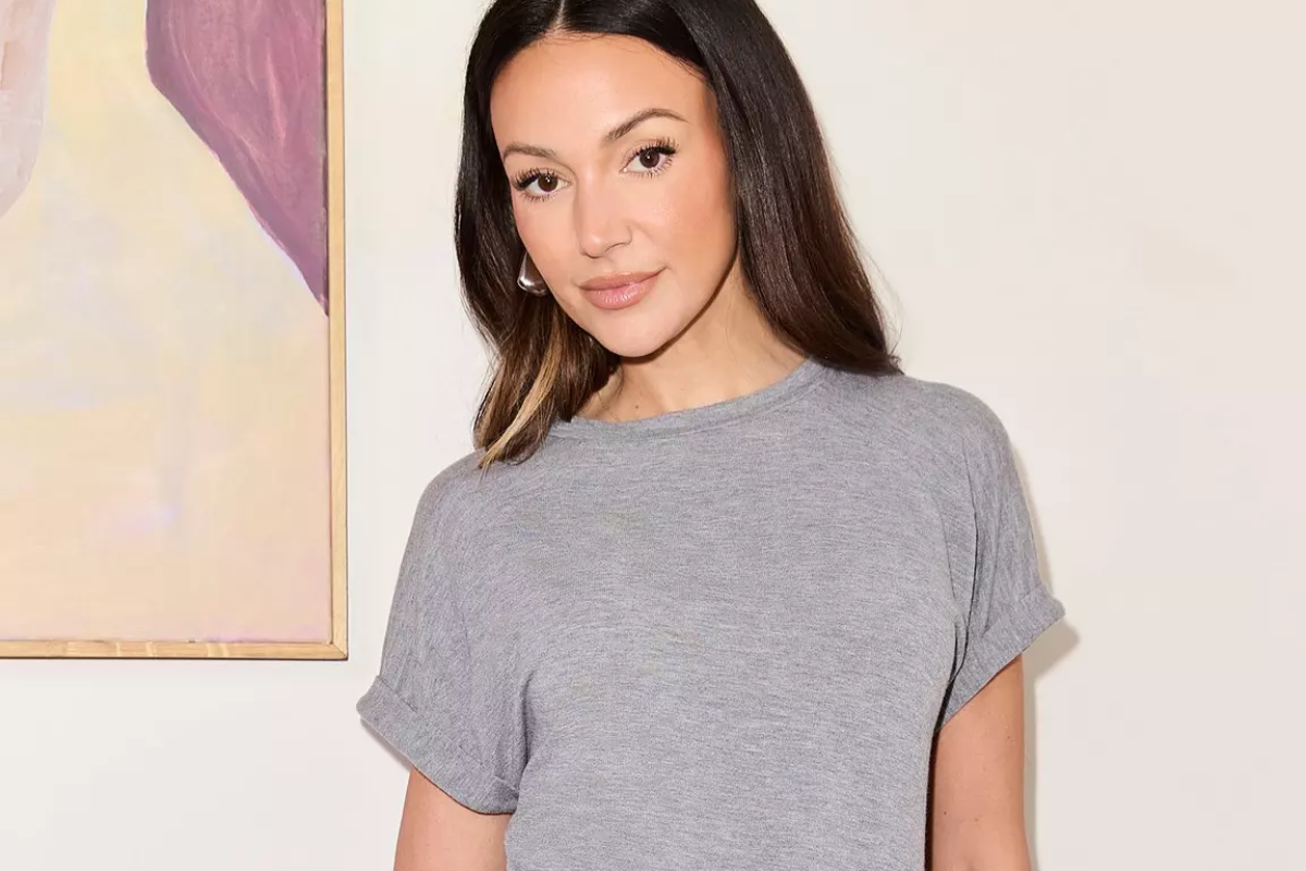 Michelle Keegan lace trim top drops below £20 in Very sale (aff)