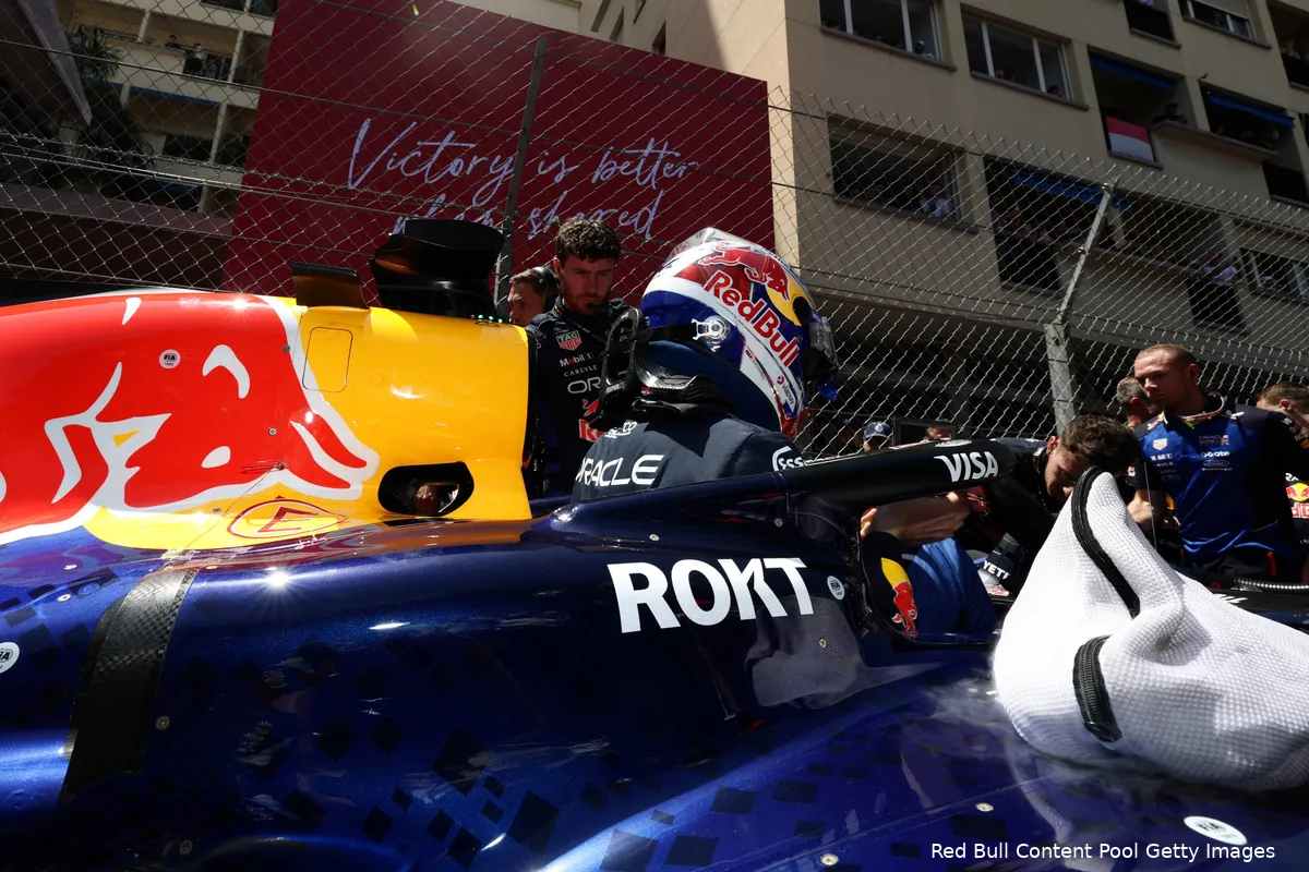 De race van Verstappen | Irritatie door besluiteloosheid Red Bull: "Dus ...