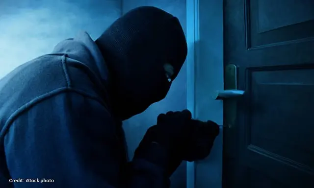 Gold jewellery and cash worth Rs 12.5 lakh stolen from labourer's house ...