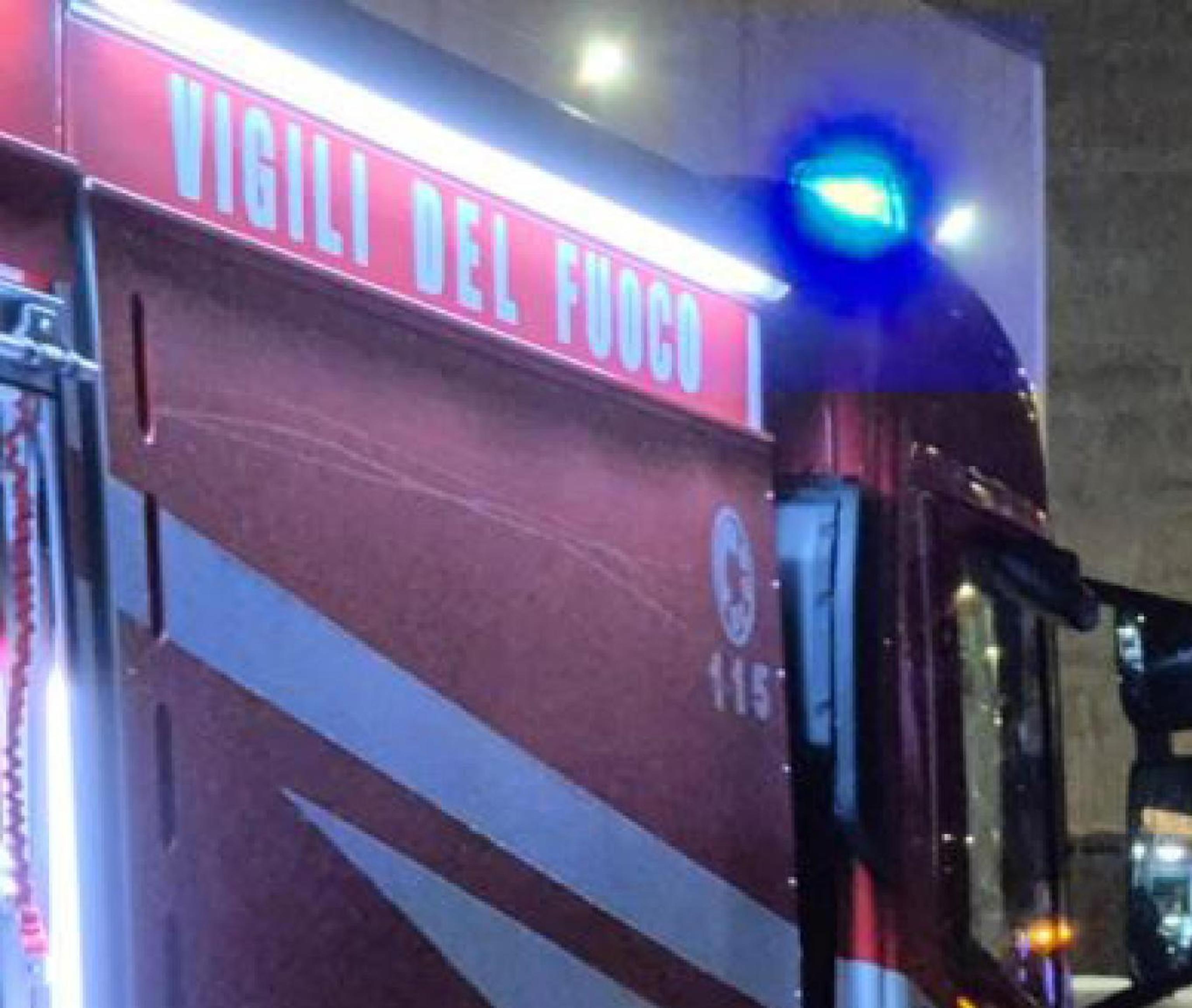 Frontale tra due auto a Polverigi, un morto e un ferito grave