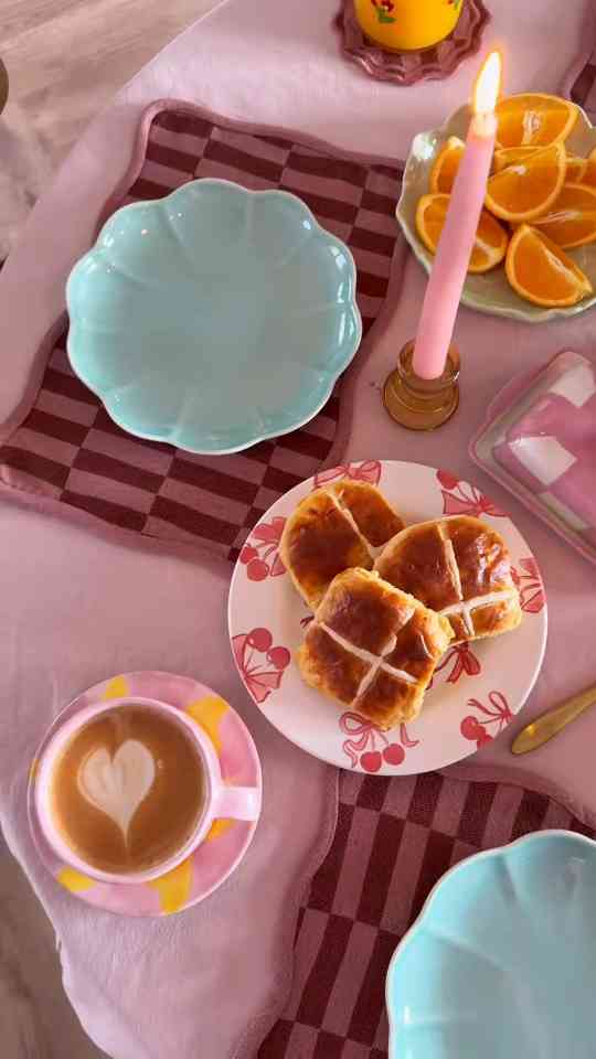 POV you’re invited over for coffee cake and good vibes