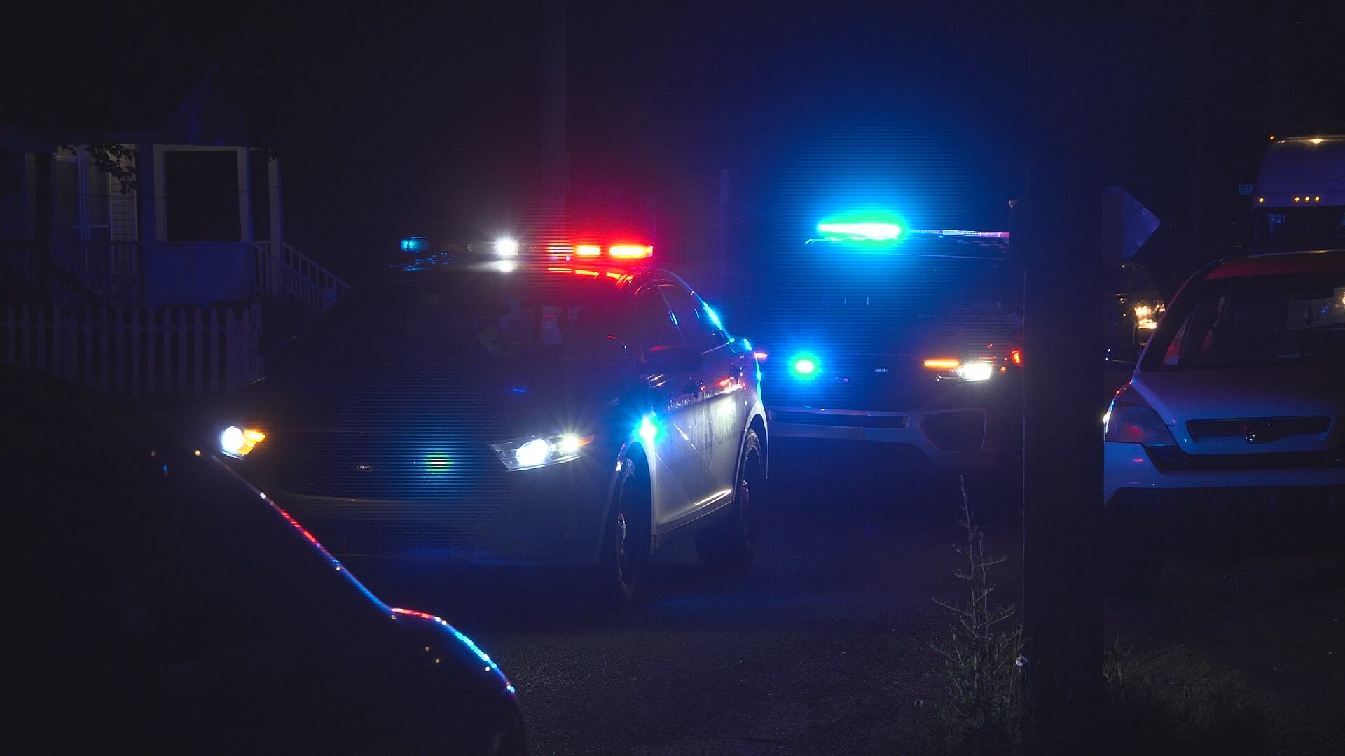 LMPD investigating after man injured in shooting in Smoketown