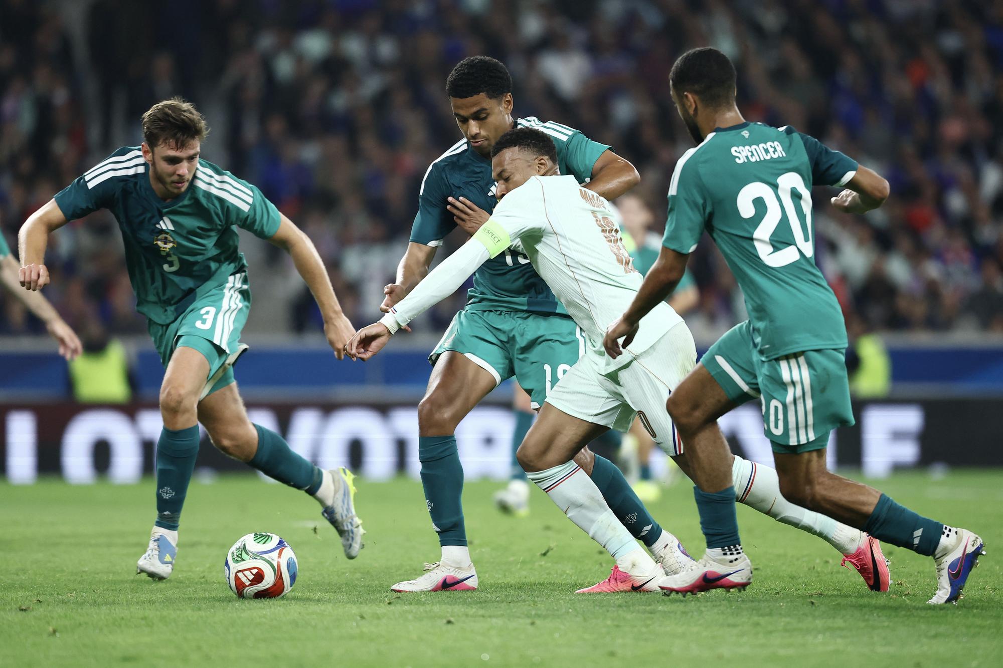 Northern Ireland look comfortable playing in big stadiums – Michael O’Neill