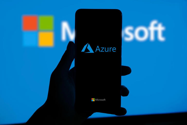 Microsoft cuts hundreds of cloud jobs on mainland, as China, US tighten ...