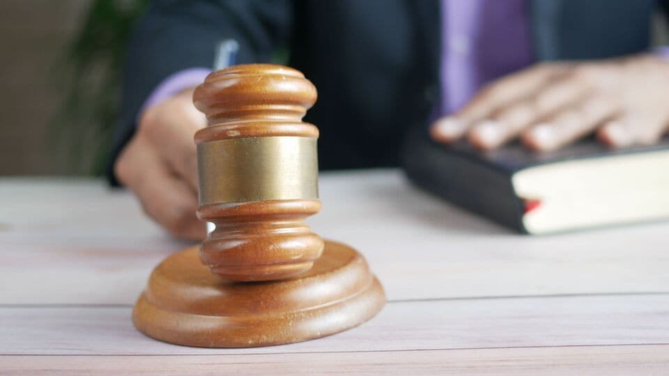 SC brings curtain down on India’s first class action suit, refers ...