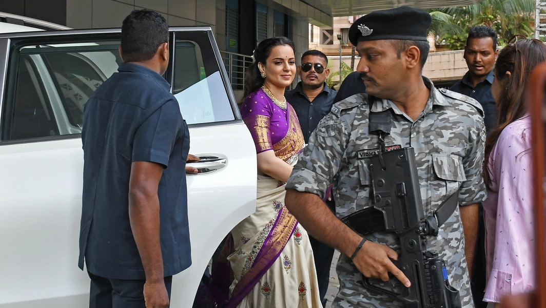 Kangana Ranaut criticises social media's unrealistic love ideals