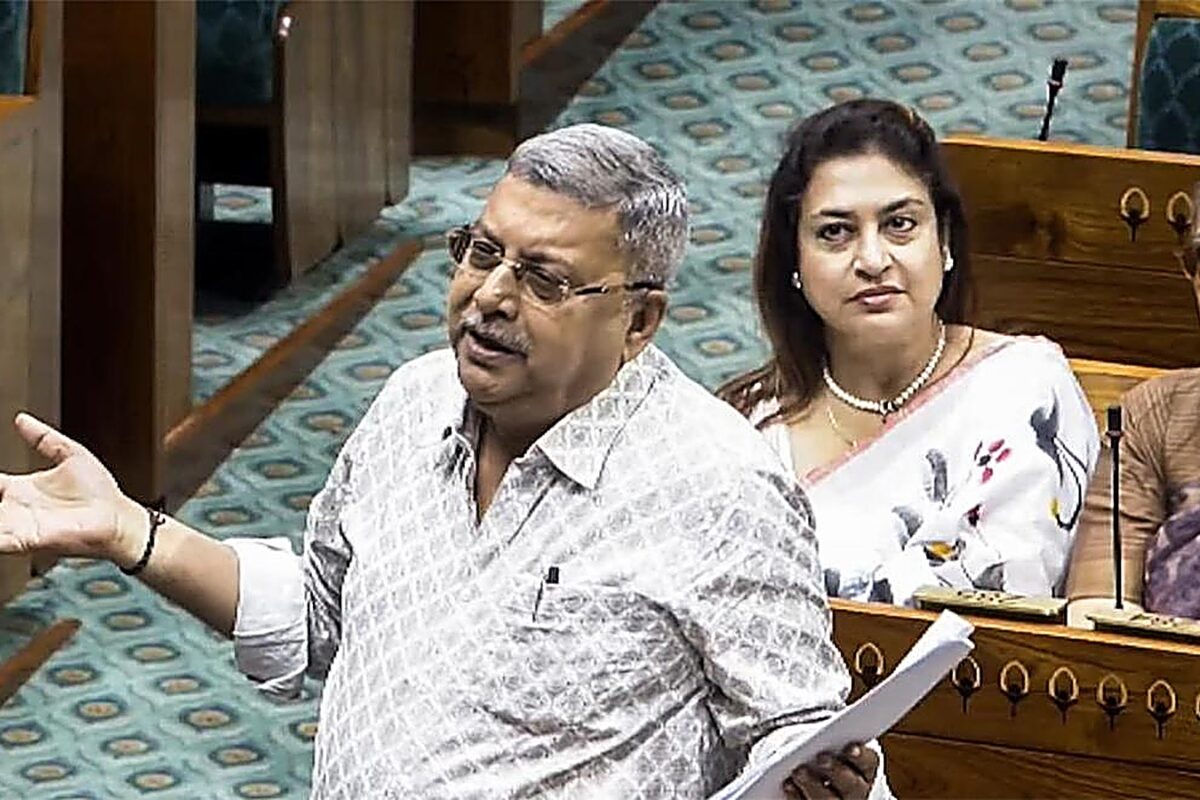 'We're not merging': Kalyan Banerjee rules out TMC-Congress merger amid ...