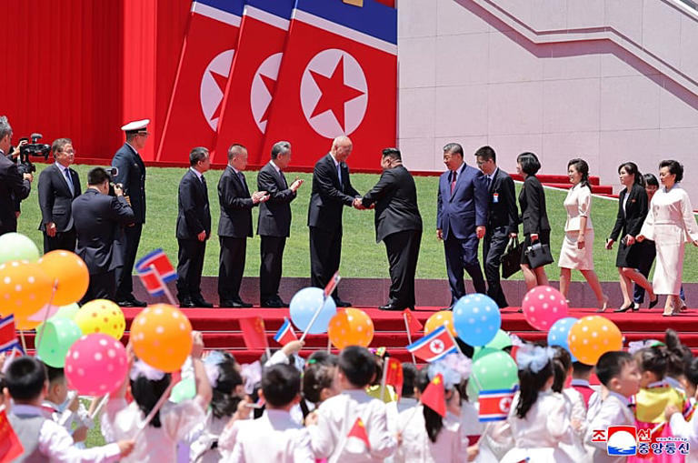En visite en Corée du Nord, Xi Jinping promet de renforcer les liens ...