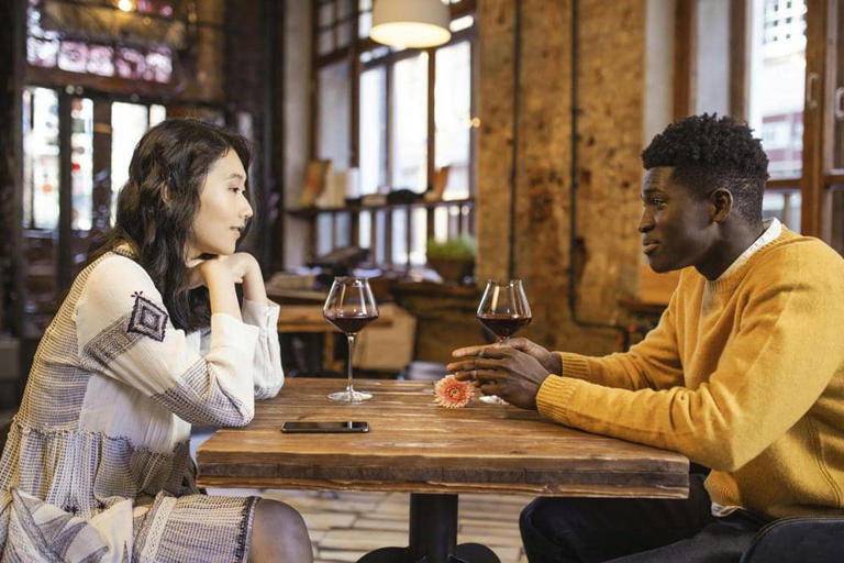 5 perbedaan situationship dan slow dating, mana lebih baik?