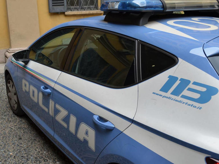 Madre uccide la figlia di 13 anni e poi si toglie la vita: a trovarle ...