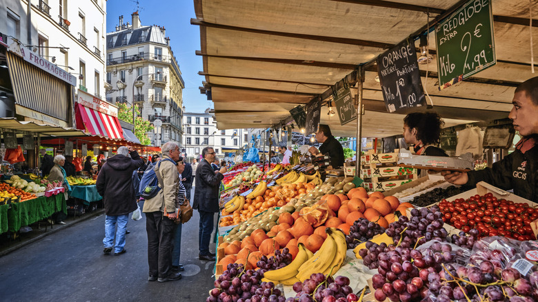 Rick Steves says this unexpected weekly activity to attend in France is ...