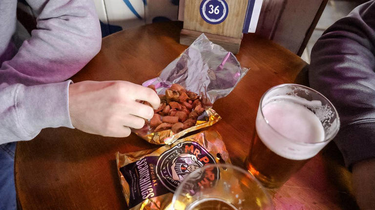 New study proves pub snack really does make beer taste better