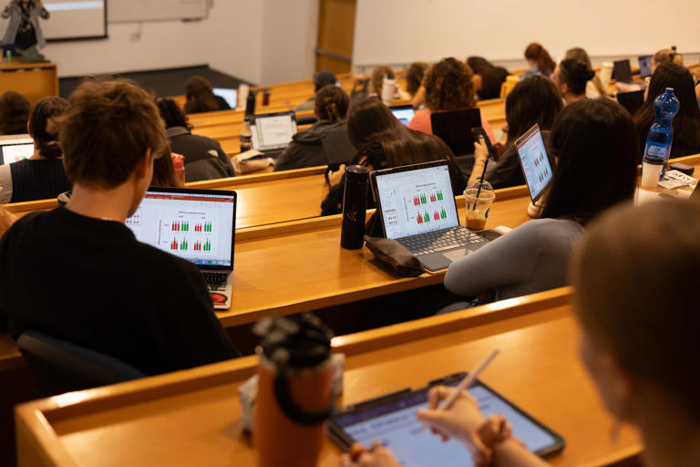 The future is already here: AI reshapes computer science education at ...