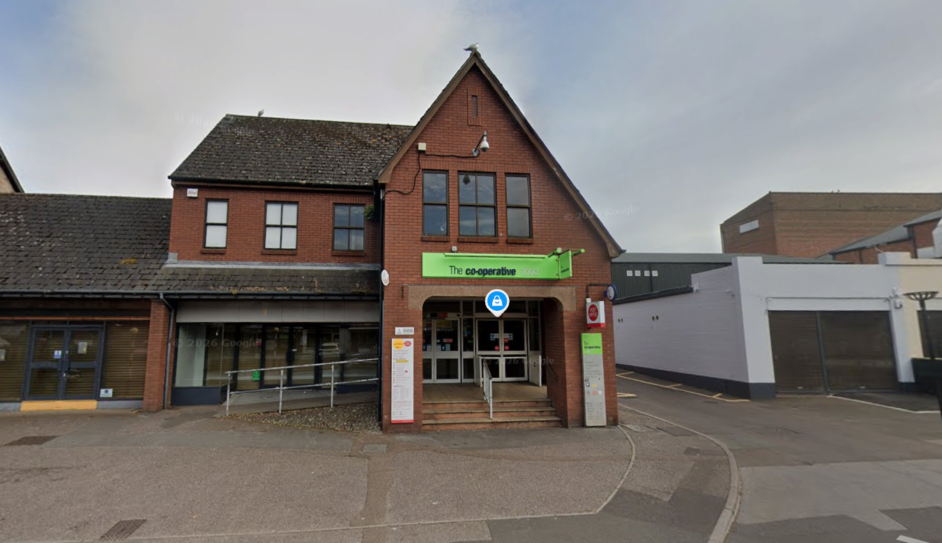 Town says farewell to last remaining post office