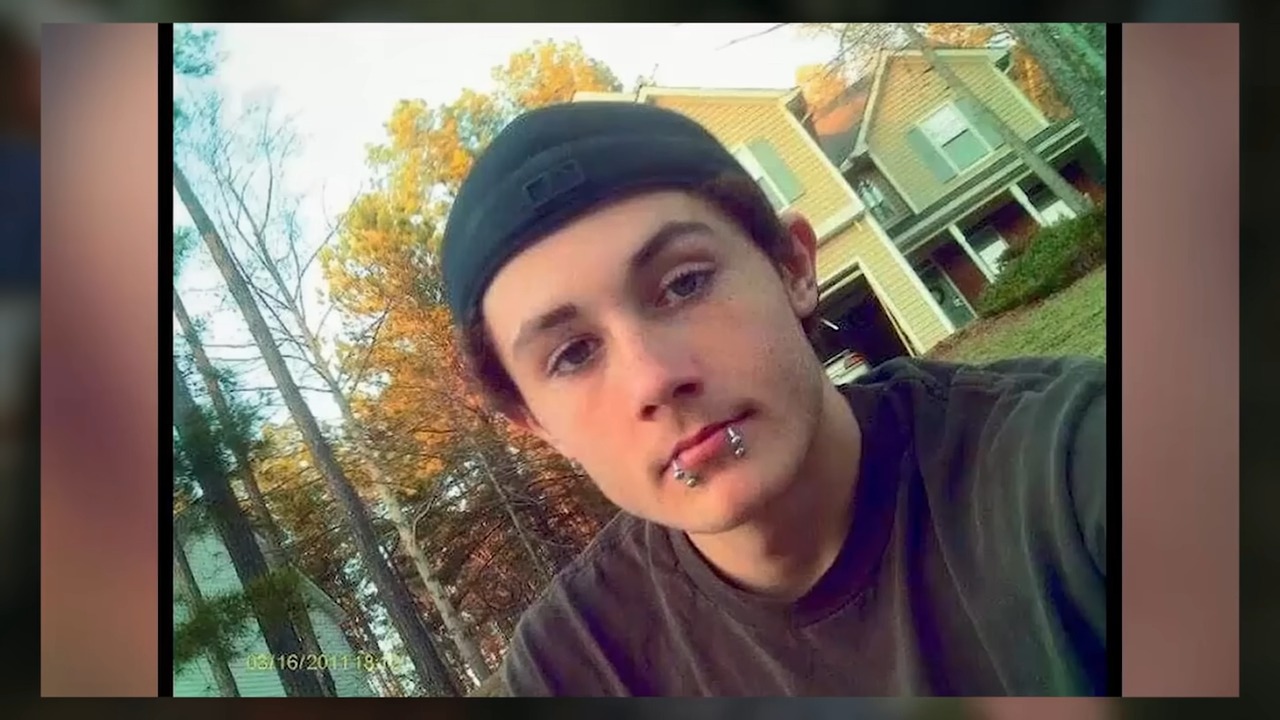 His last text mentioned a police stop - "Asked for his ID" - then cops ...