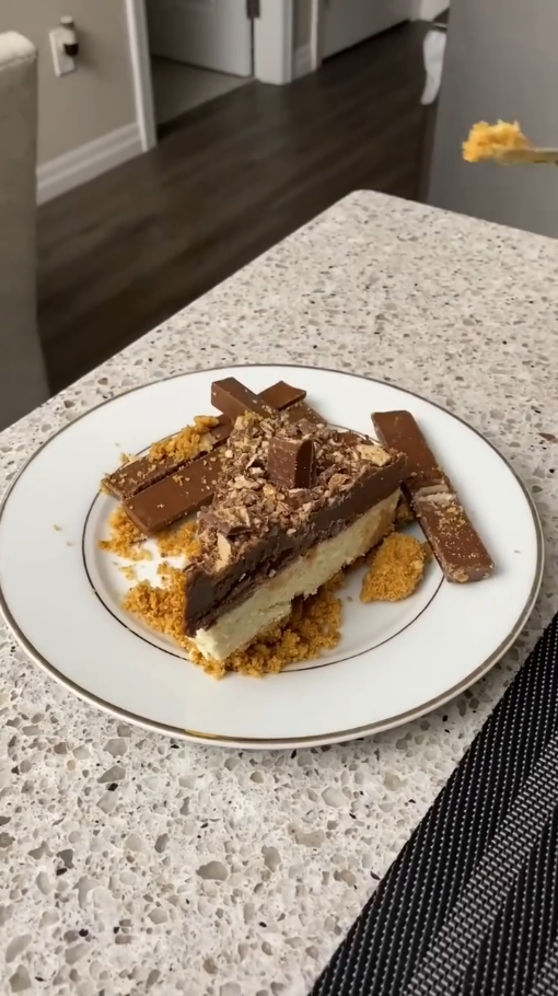Delicious Kit Kat cake recipe easy and crowd pleasing
