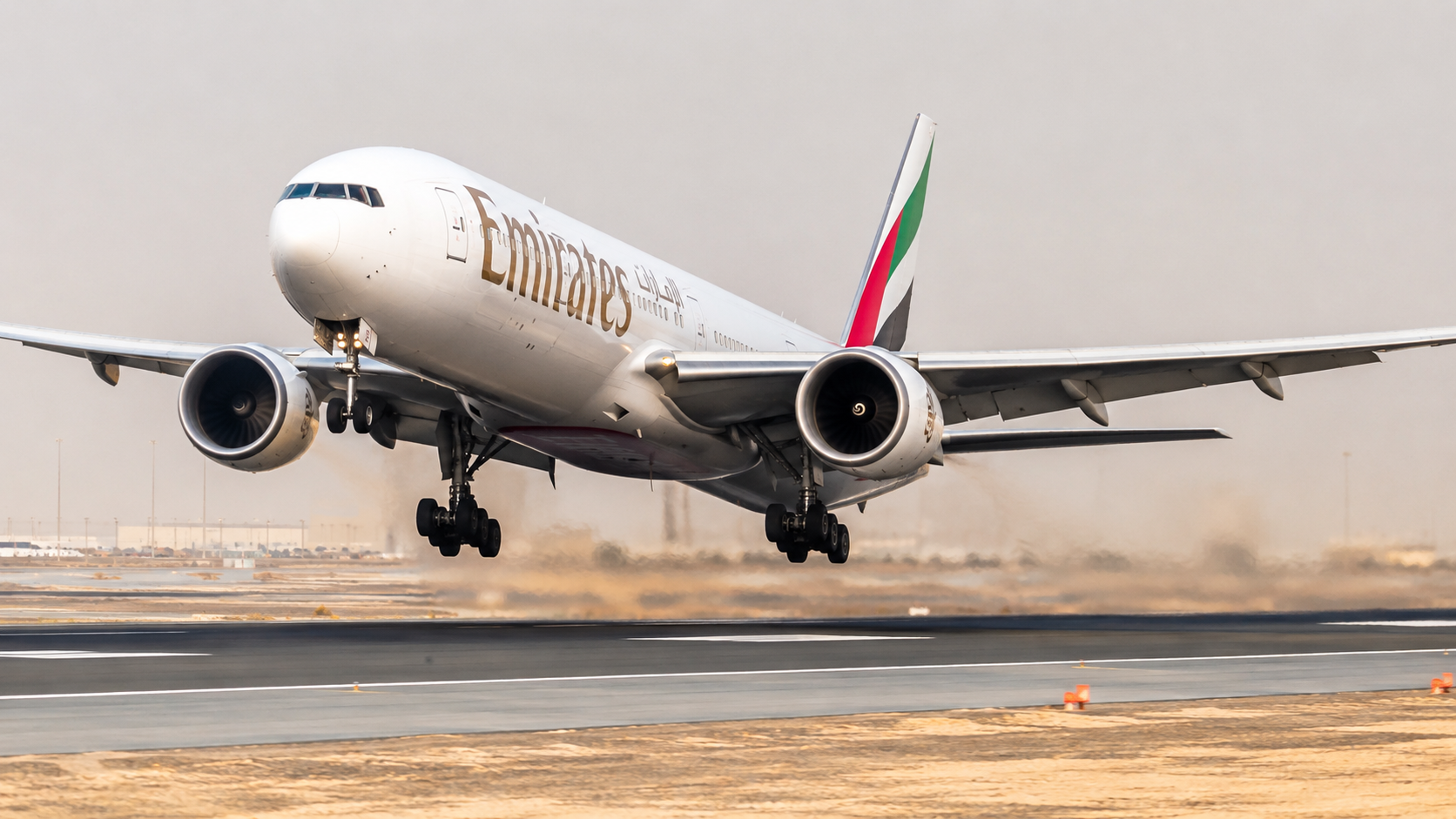 Emirates 521’s go-around turned into a runway disaster