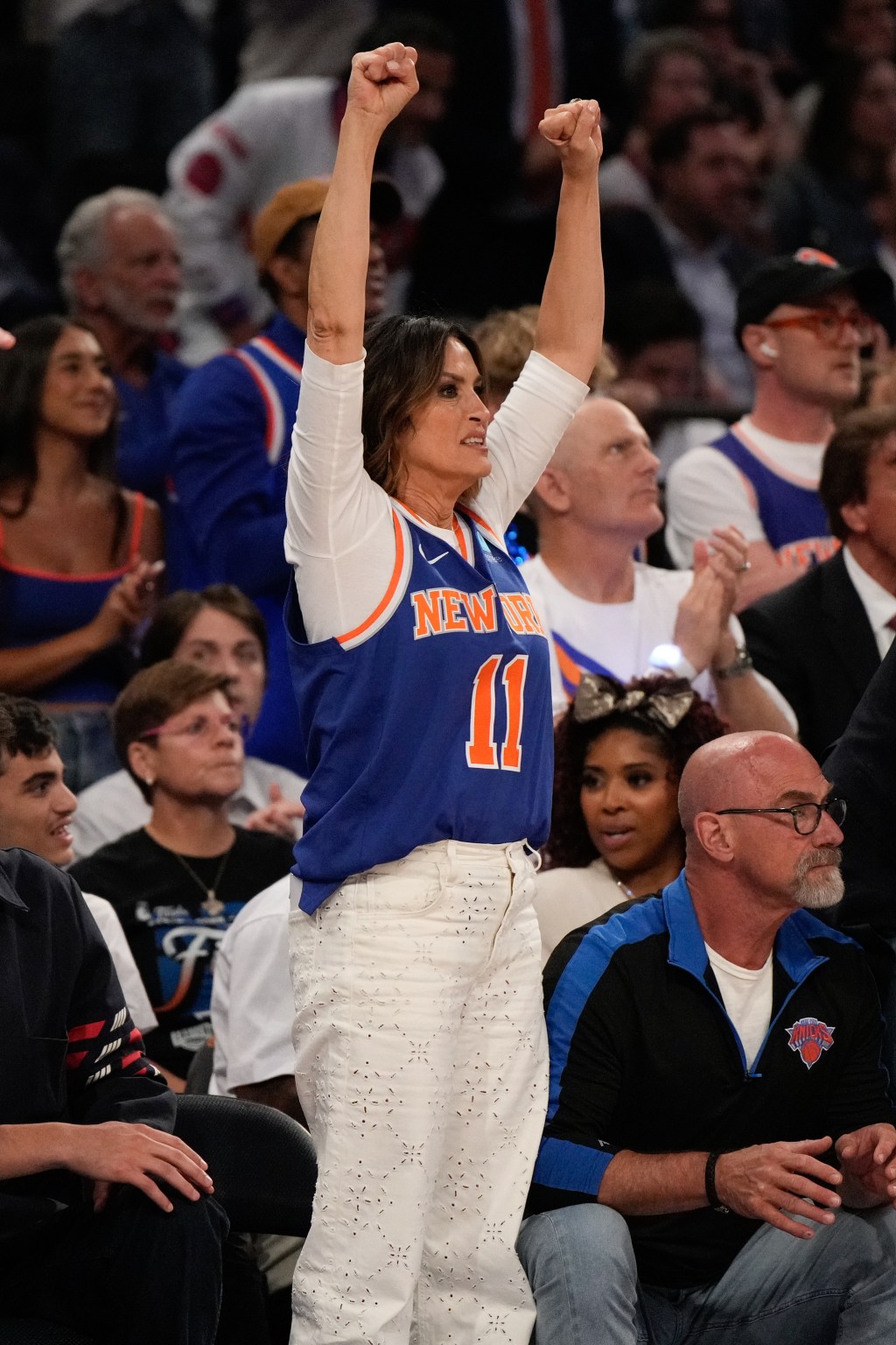 Law & Order: SVU star Mariska Hargitay’s expensive Knicks celebrity row ...