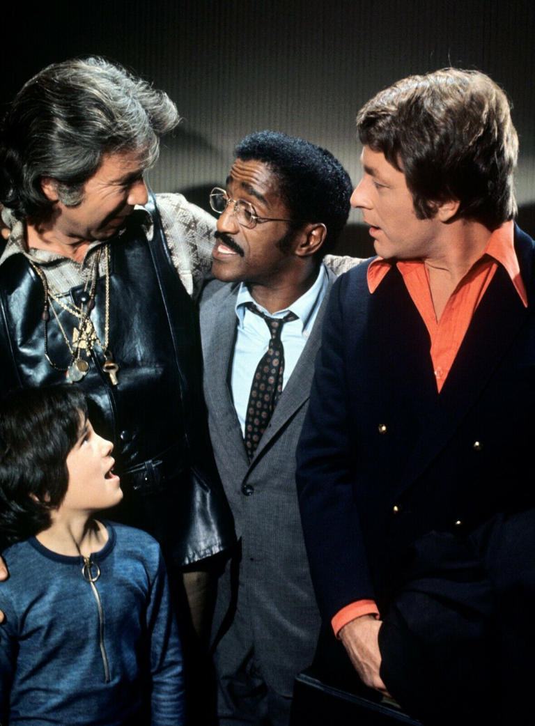 'Hollywood turned their backs': 'Courtship of Eddie's Father' star ...