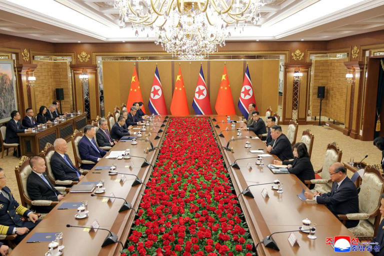 North Korean, Chinese leaders agree to boost ties at Pyongyang summit