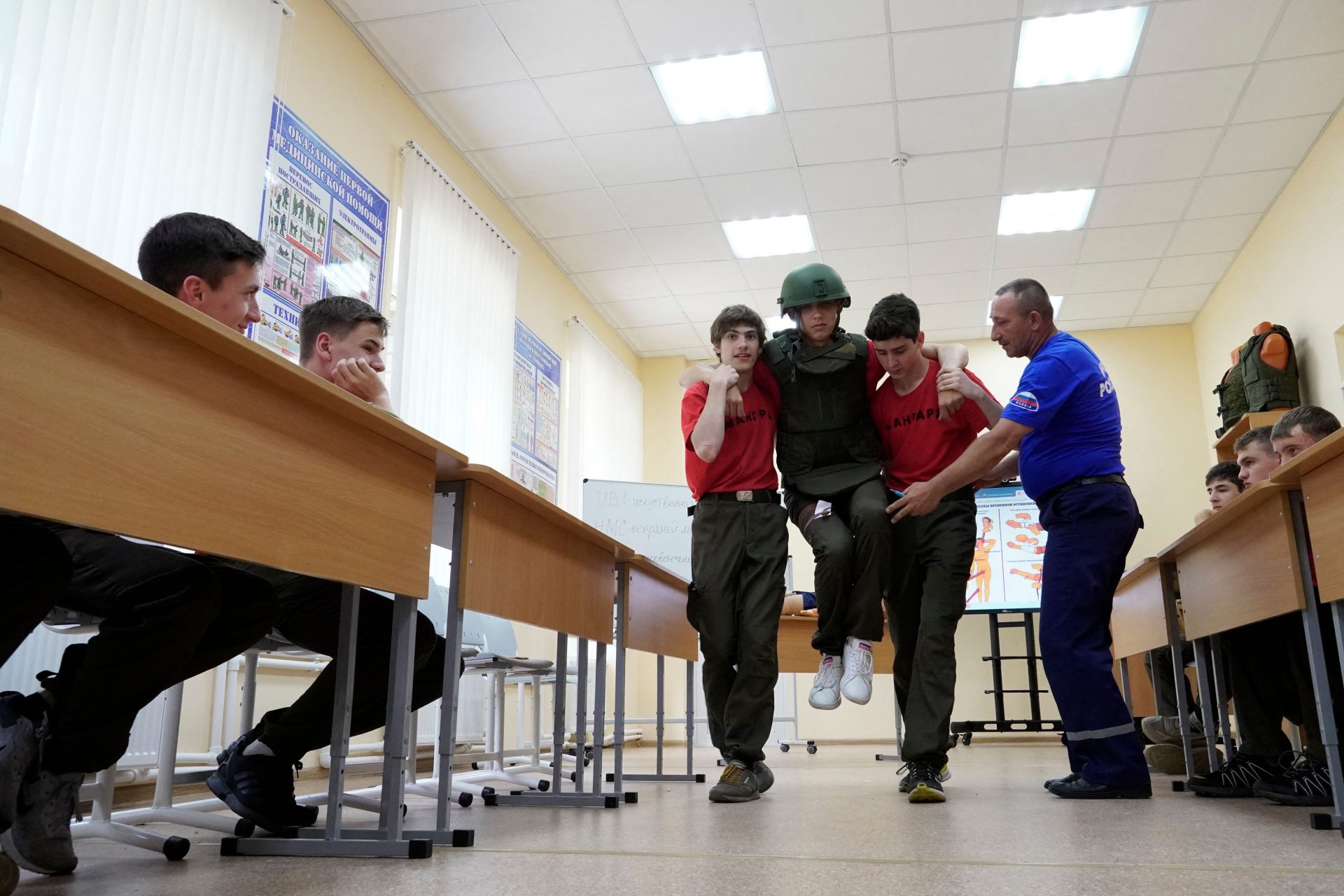 Kremlin onder druk: waarom Rusland zelfs naar kinderarbeid lijkt te kijken