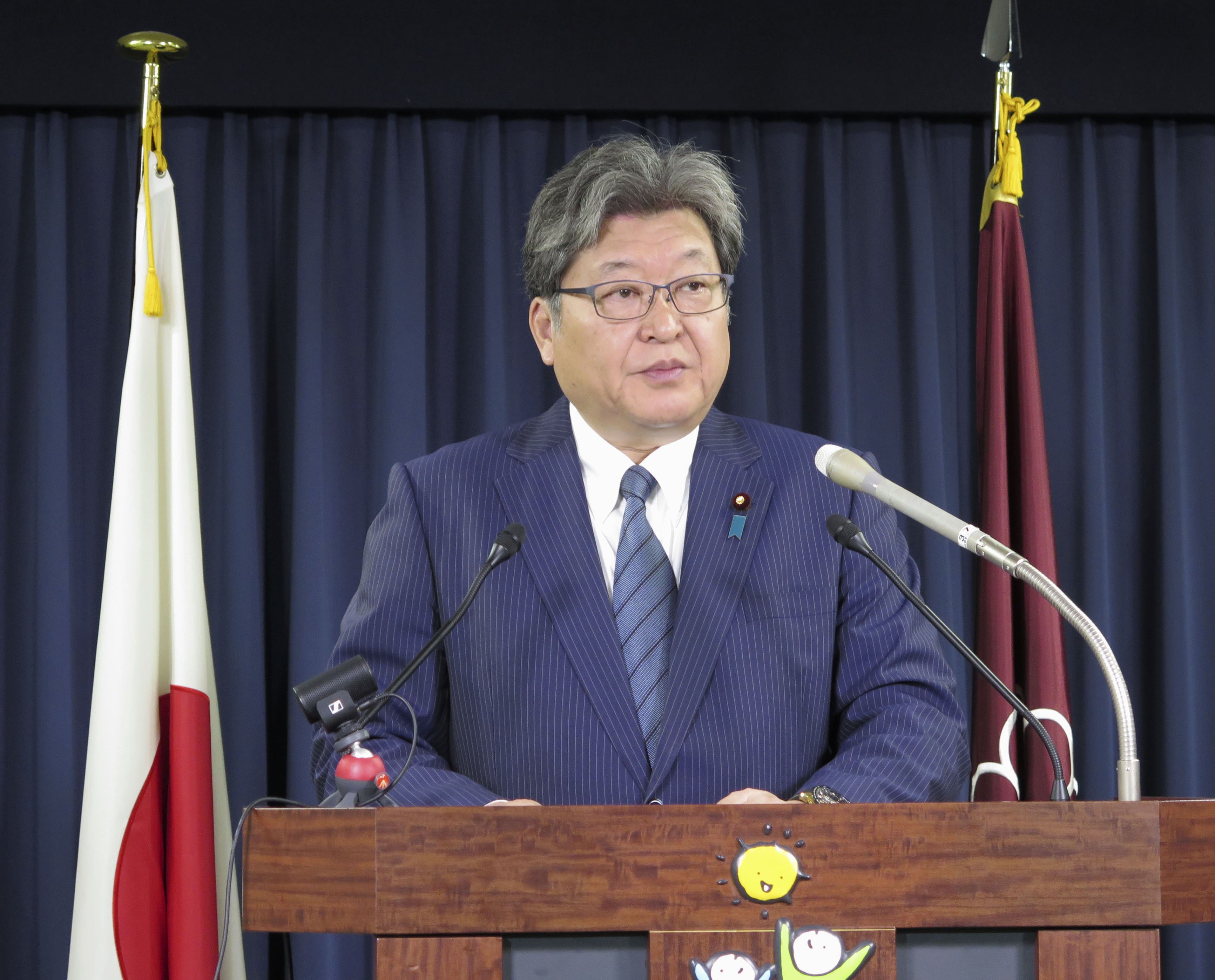 Ruling party OKs bill outlawing Japanese flag desecration