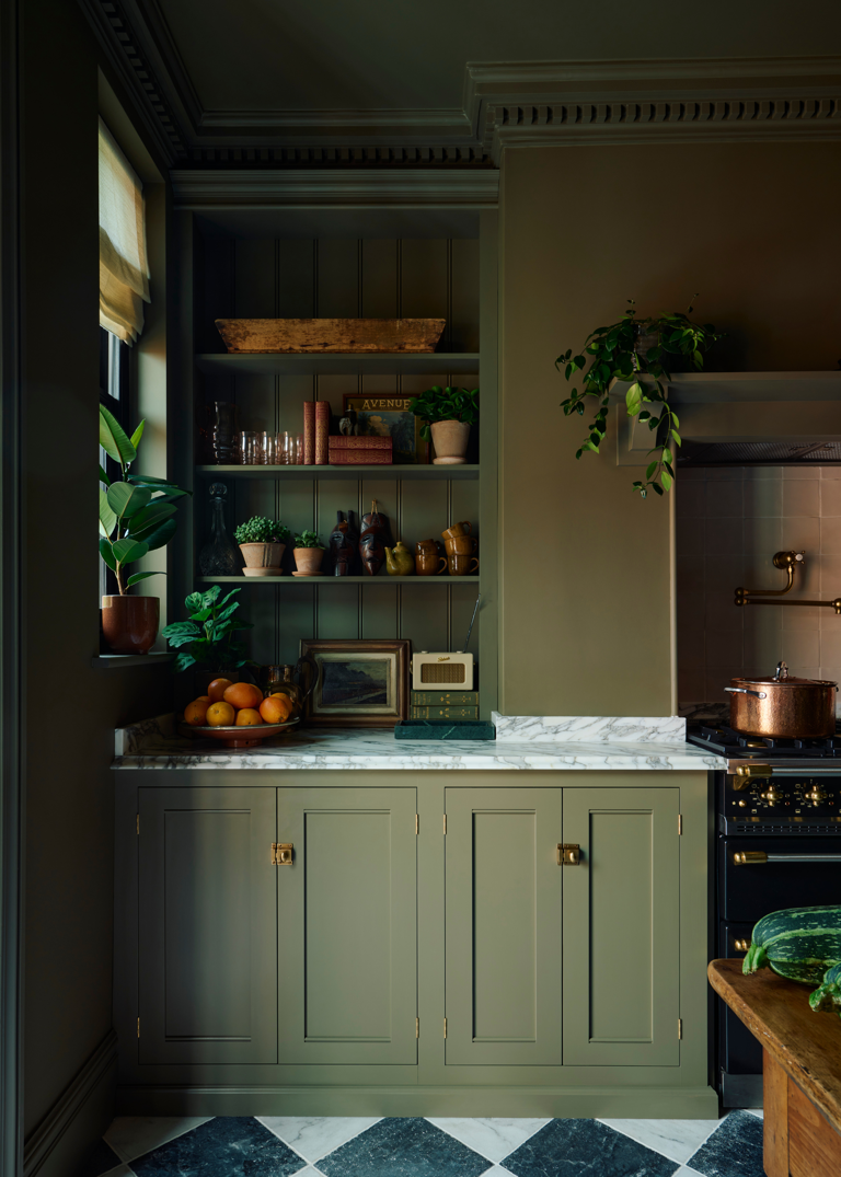 Should kitchen cabinets match wall colors? There's a new answer for ...