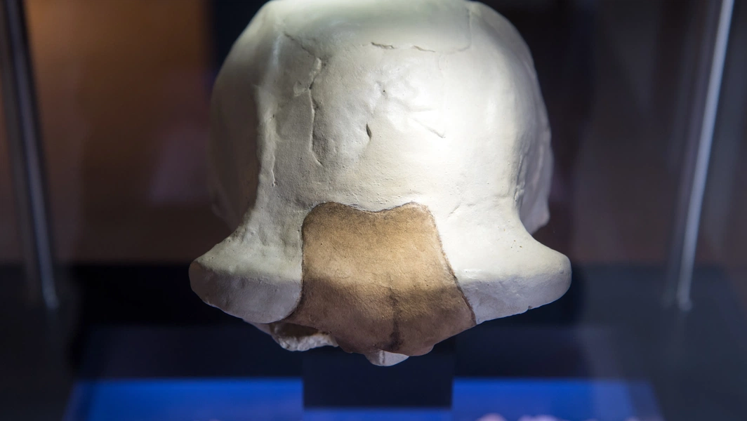 Ancient toolmaking and symbols reshape human innovation timeline