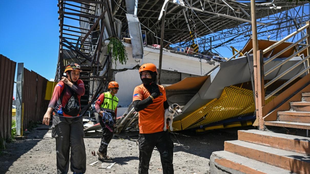 Sismo en Filipinas suma 41 muertos; pacientes son atendidos a la intemperie
