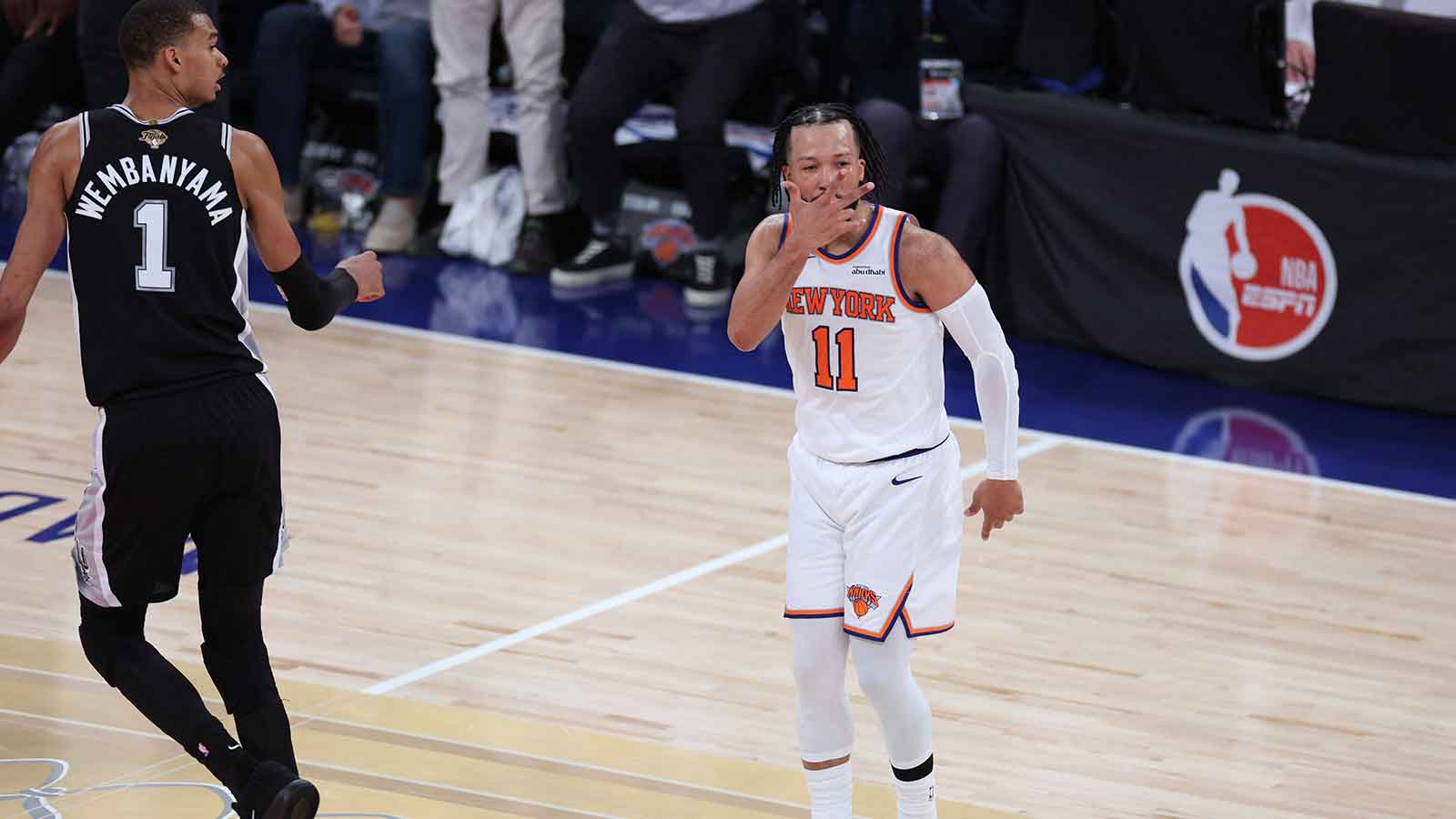 Knicks’ Jalen Brunson drops blunt reaction to Victor Wembanyama shove ...