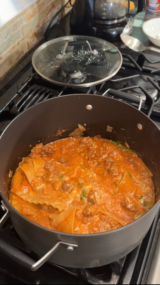 Easy lasagna soup recipe for family dinner night